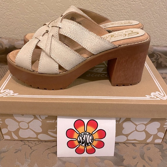 Sbicca | Shoes | Hewn Woven Leather Creamy White Platform Sandal 3 Heel ...